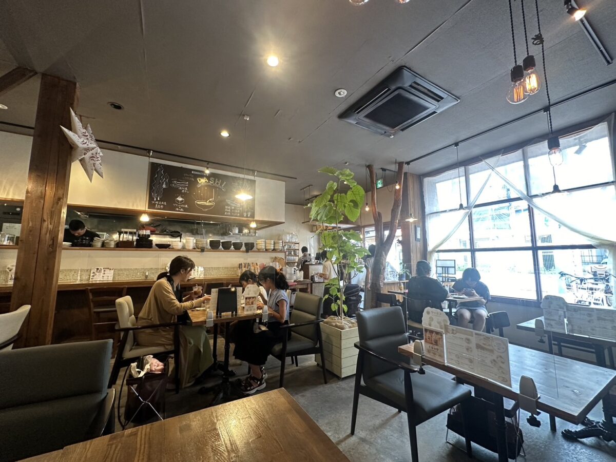 こひきやで楽しむ自然食の味 - ふるさ糖アイスとチーズケーキ - 株式会社宮崎商店公式サイト（いいお砂糖ドットコム）